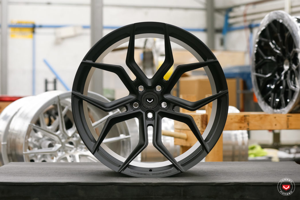 EVO SERIES: EVO-3 - Vossen Wheels