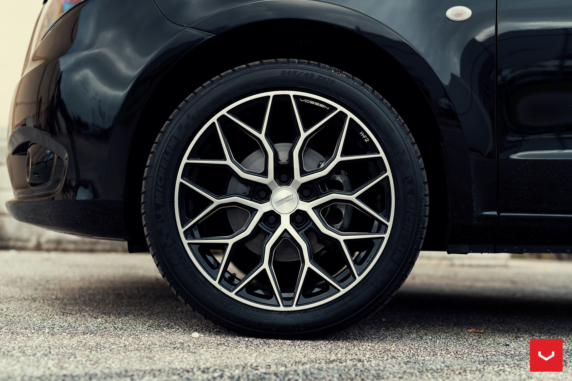 MERCEDES METRIS - HYBRID FORGED SERIES: HF-2 - Vossen Wheels