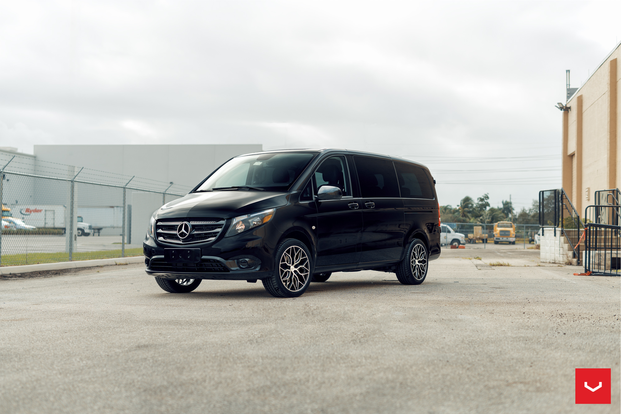 MERCEDES METRIS - HYBRID FORGED SERIES: HF-2 - Vossen Wheels