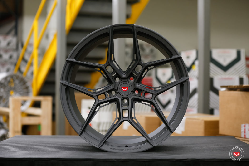 EVO-R SERIES: EVO-4R - Vossen Wheels