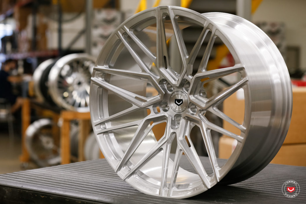 EVO-R SERIES: EVO-5R - Vossen Wheels