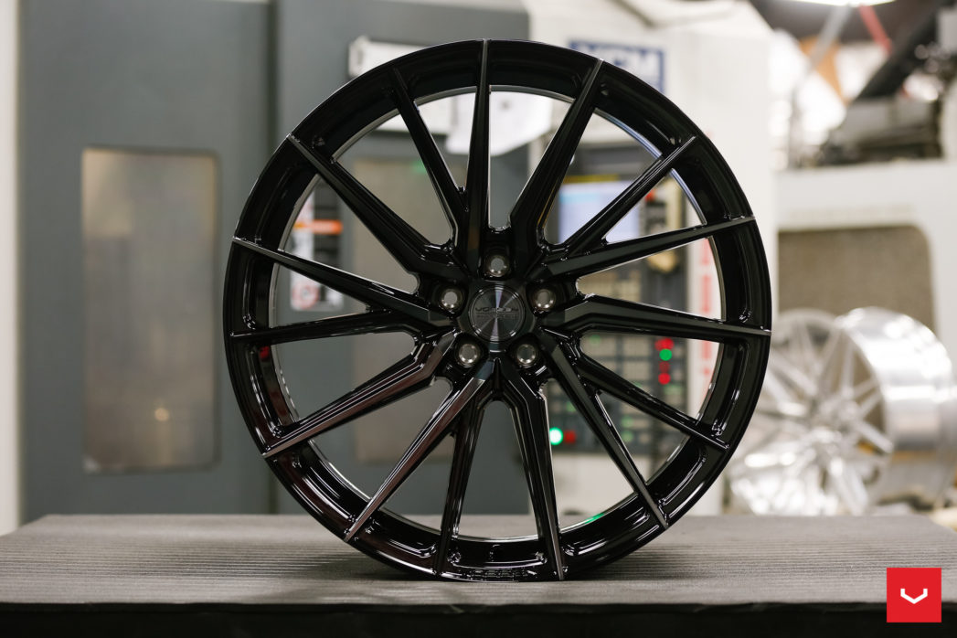 HYBRID FORGED SERIES: HF-4T - Vossen Wheels