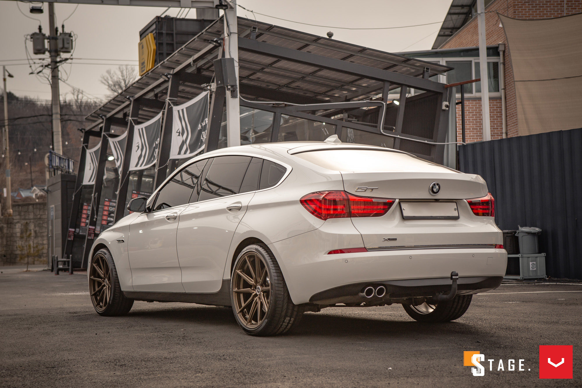 BMW 5GT - HYBRID FORGED SERIES: HF-3 - Vossen Wheels