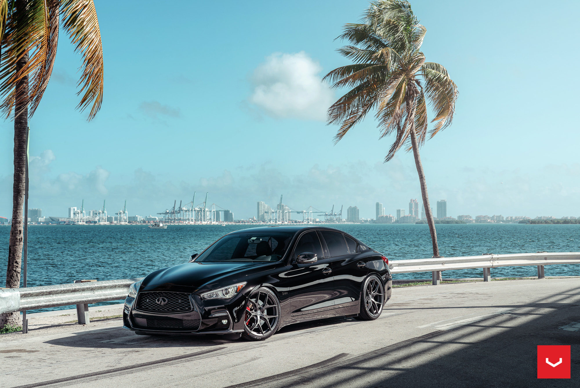 INFINITI Q50S - HYBRID FORGED SERIES: HF-5 - Vossen Wheels