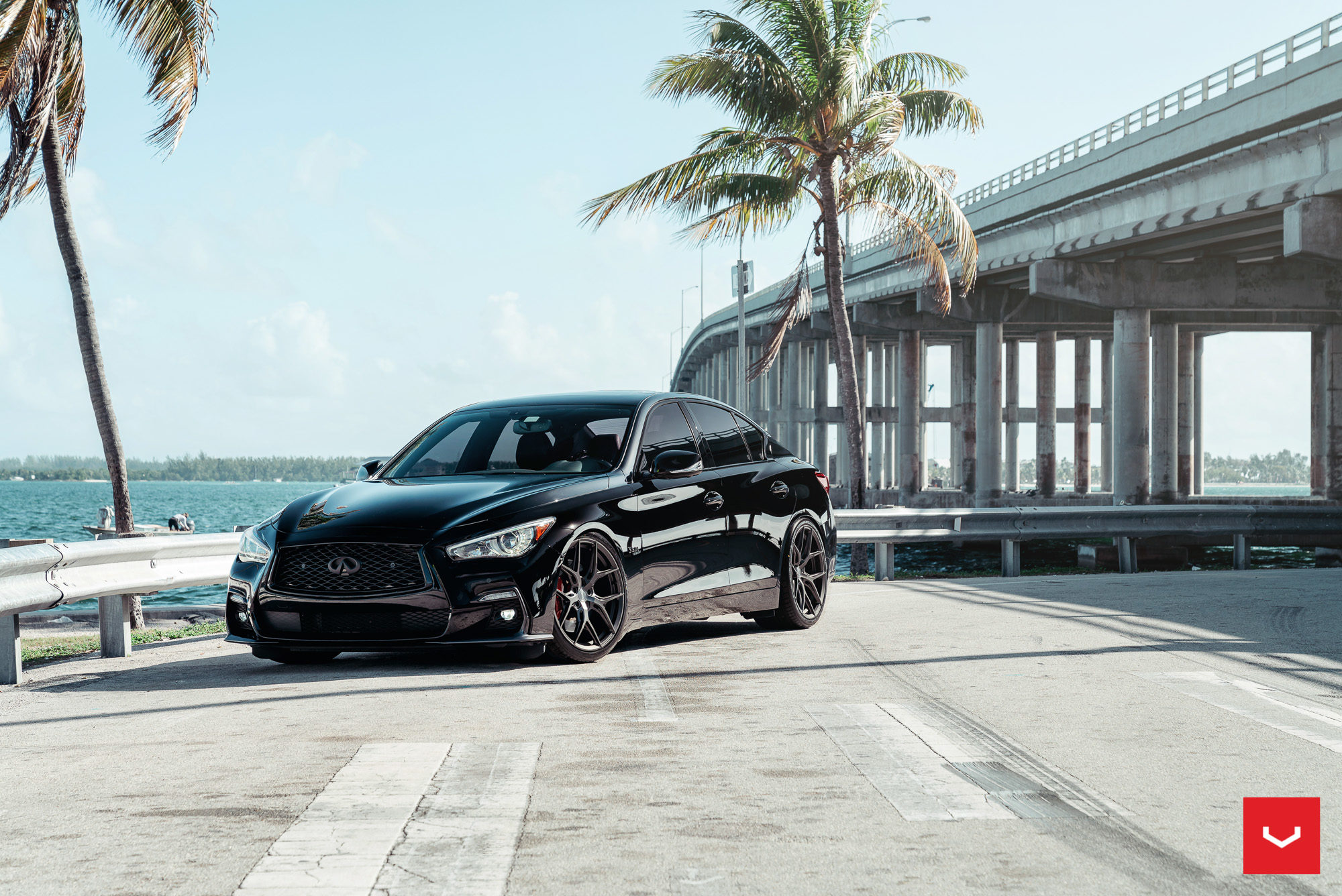 INFINITI Q50S - HYBRID FORGED SERIES: HF-5 - Vossen Wheels