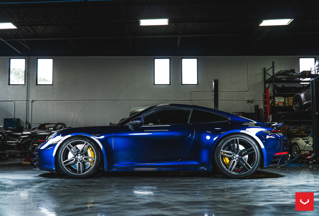 PORSCHE 992 - HYBRID FORGED SERIES: HF-1 - Vossen Wheels