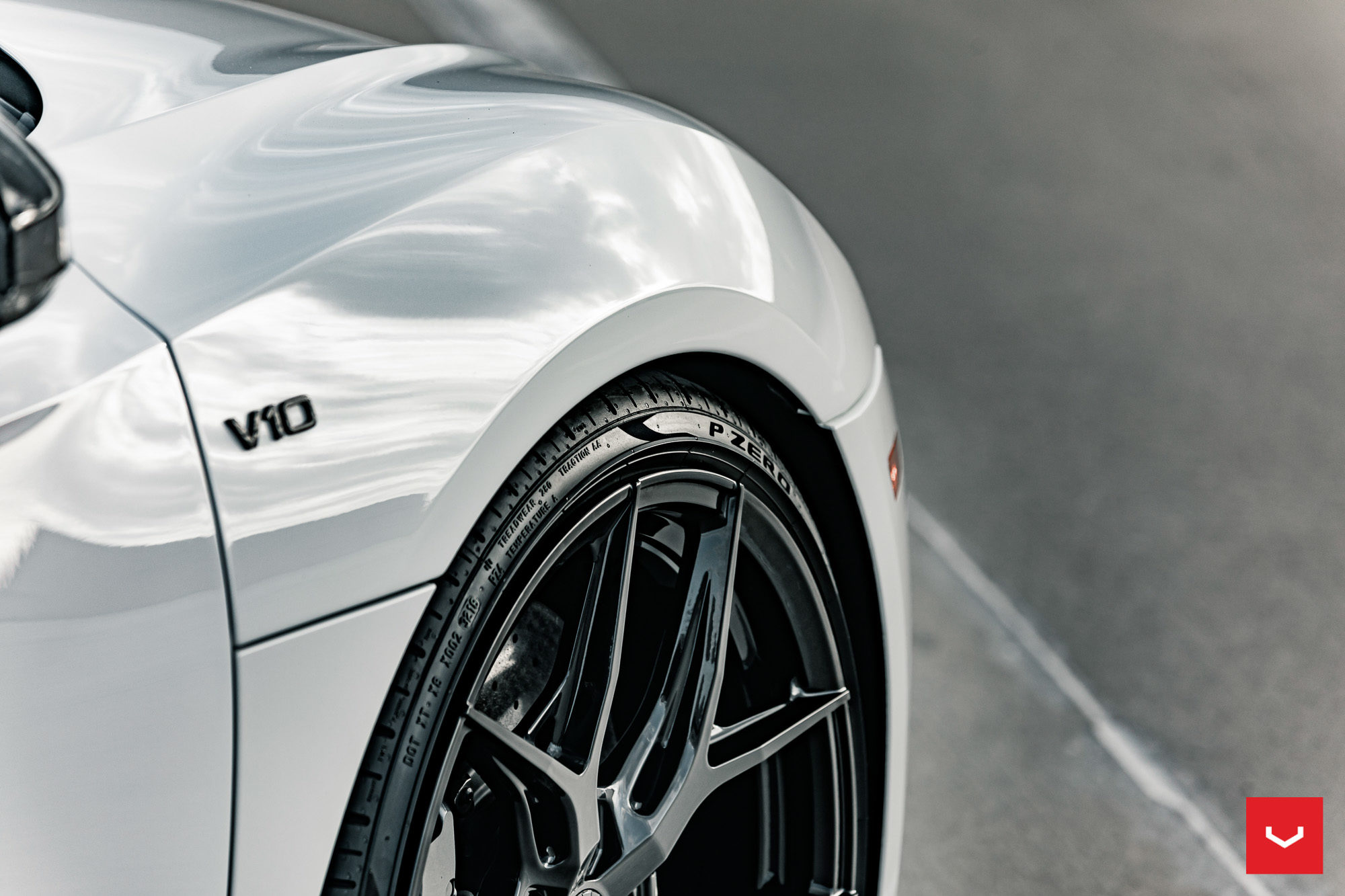 AUDI R8 - HYBRID FORGED SERIES: HF-5 - Vossen Wheels