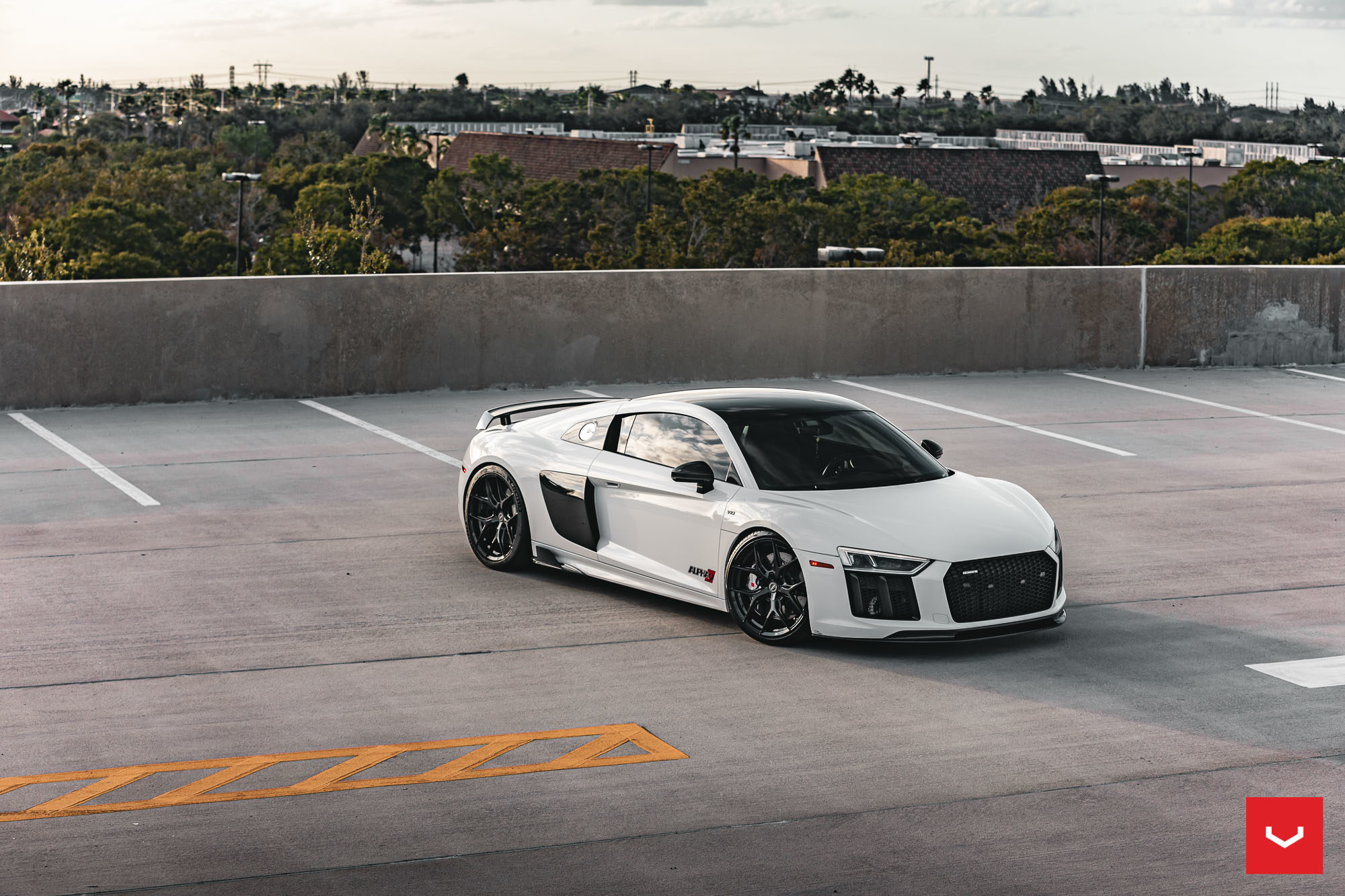 AUDI R8 - HYBRID FORGED SERIES: HF-5 - Vossen Wheels
