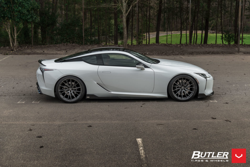 LEXUS LC500 - HYBRID FORGED SERIES: HF-4T - Vossen Wheels