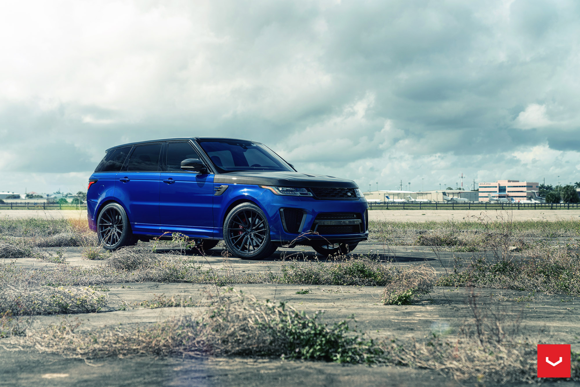 RANGE ROVER SVR - HYBRID FORGED SERIES: HF-4T - Vossen Wheels