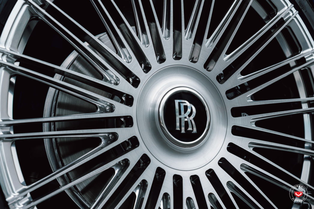 ROLLS ROYCE CULLINAN - SERIES 17: S17-14 - Vossen Wheels