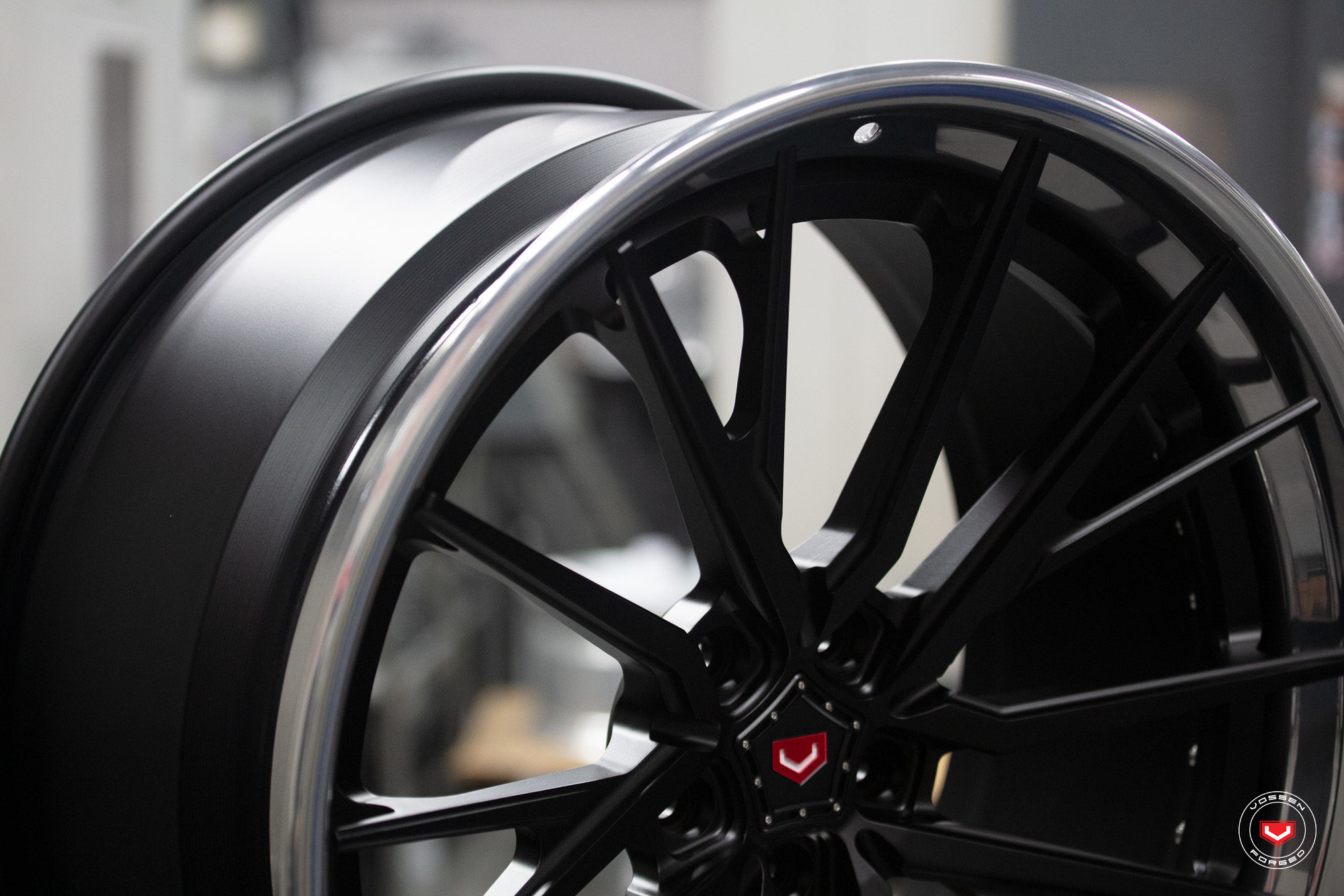M-X SERIES: M-X4T (3-PIECE) - Vossen Wheels