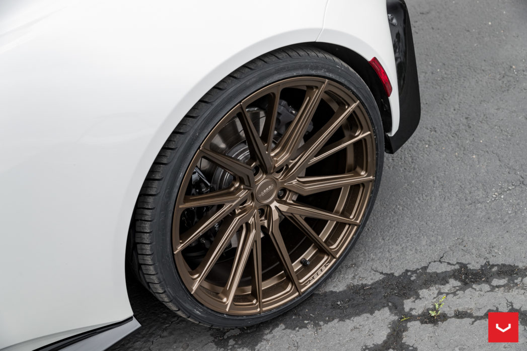 ASTON MARTIN VANTAGE - HYBRID FORGED SERIES: HF-4T - Vossen Wheels