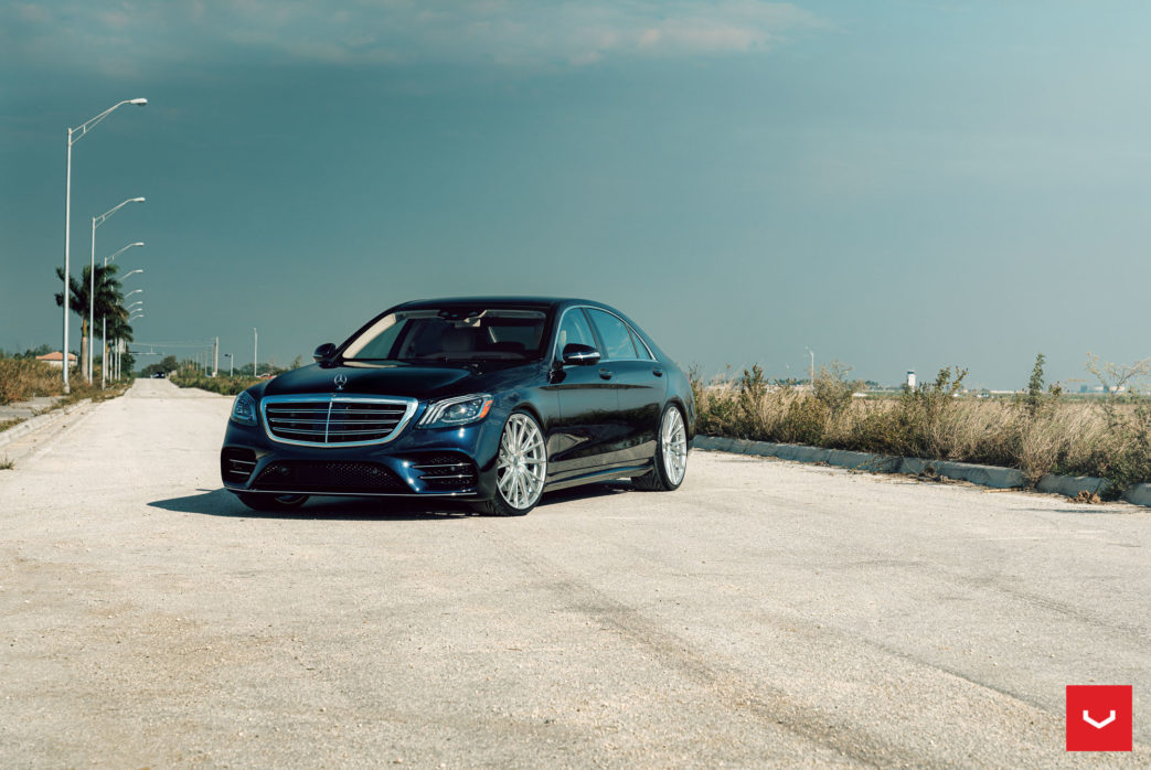 MERCEDES S560 - HYBRID FORGED SERIES: HF-4T - Vossen Wheels