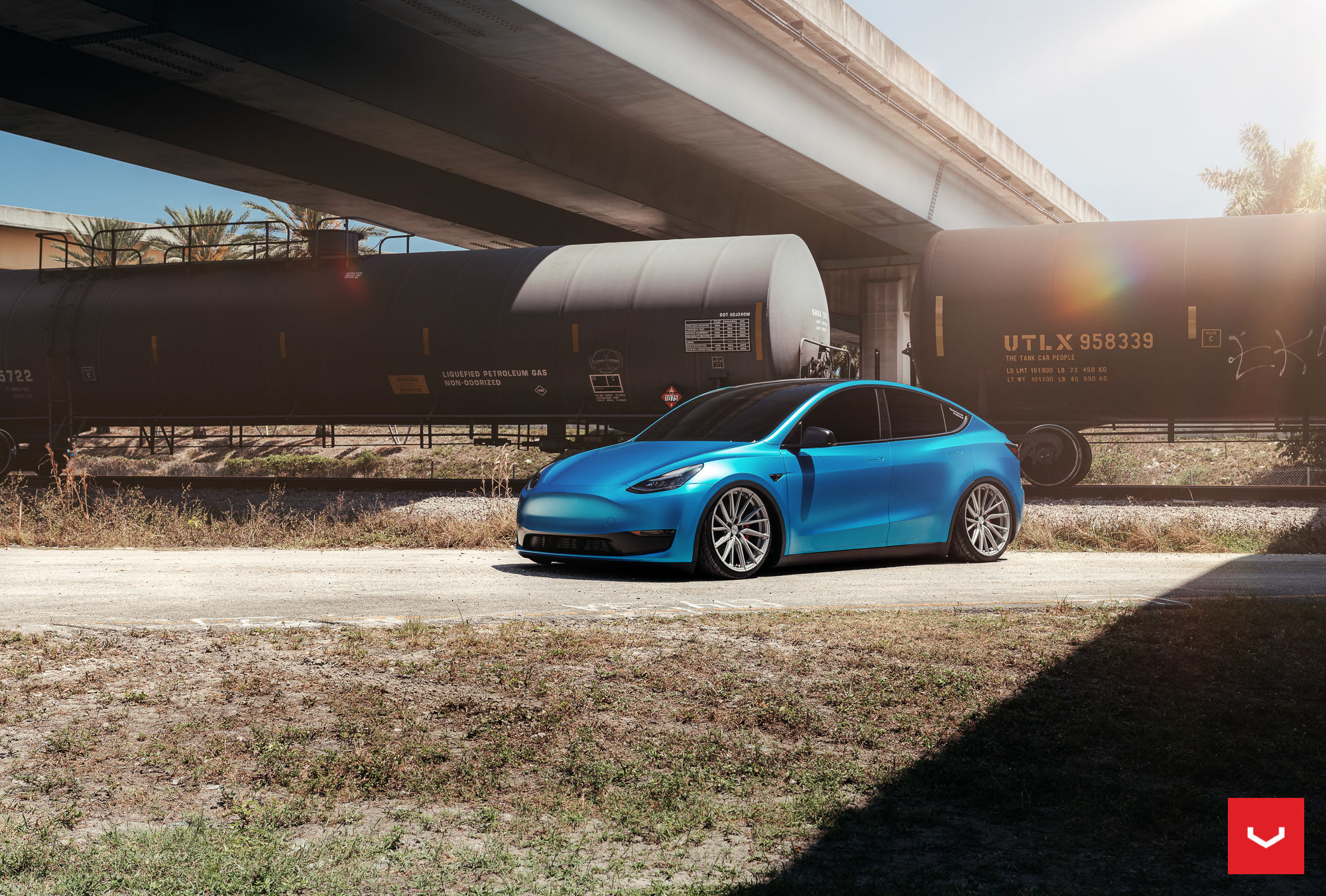 TESLA MODEL Y - HYBRID FORGED SERIES: HF-4T - Vossen Wheels