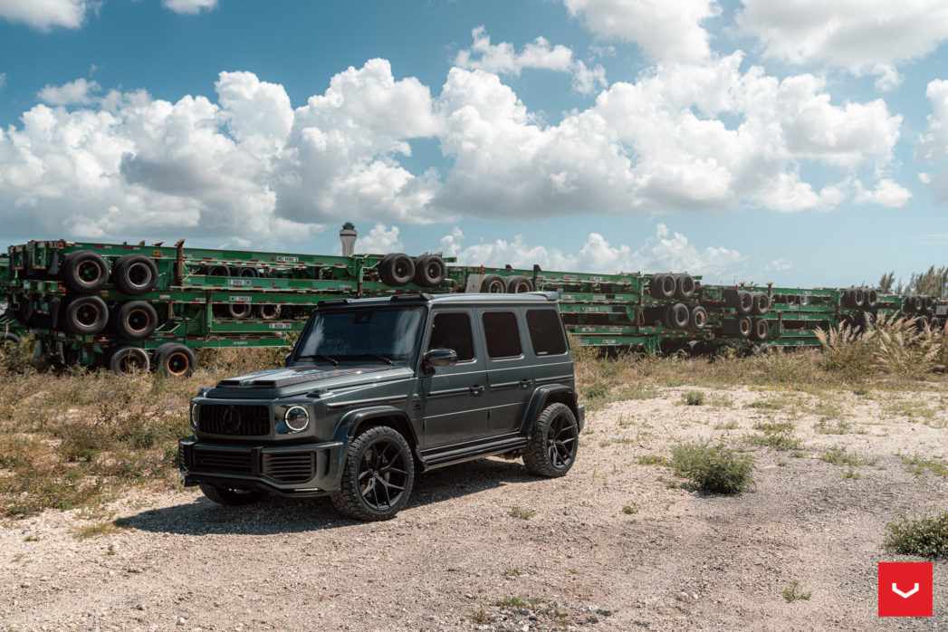URBAN AUTOMOTIVE G63 AMG - HYBRID FORGED SERIES: HF-5 - Vossen Wheels