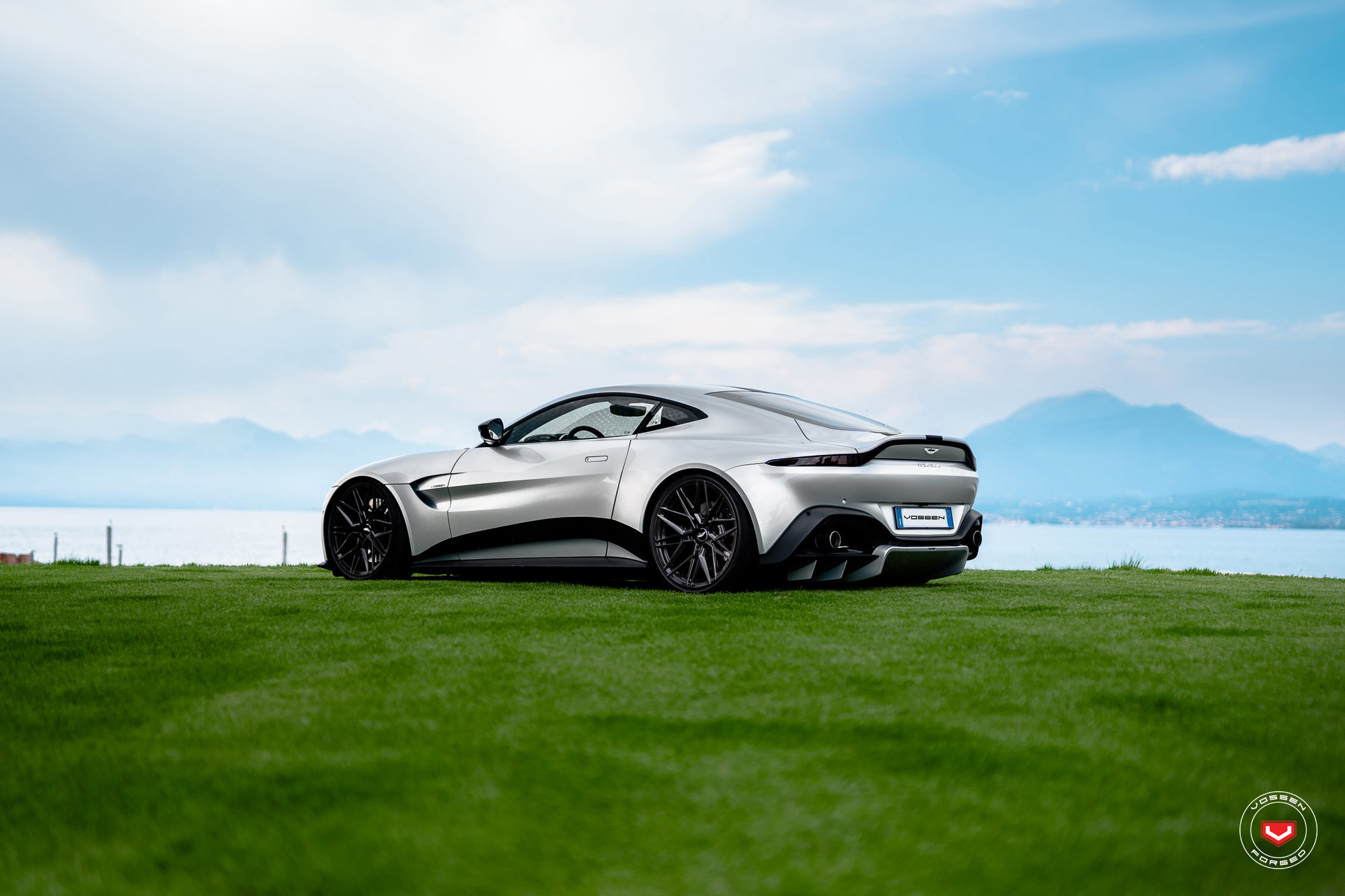 ASTON MARTIN VANTAGE - EVO SERIES: EVO-5 - Vossen Wheels