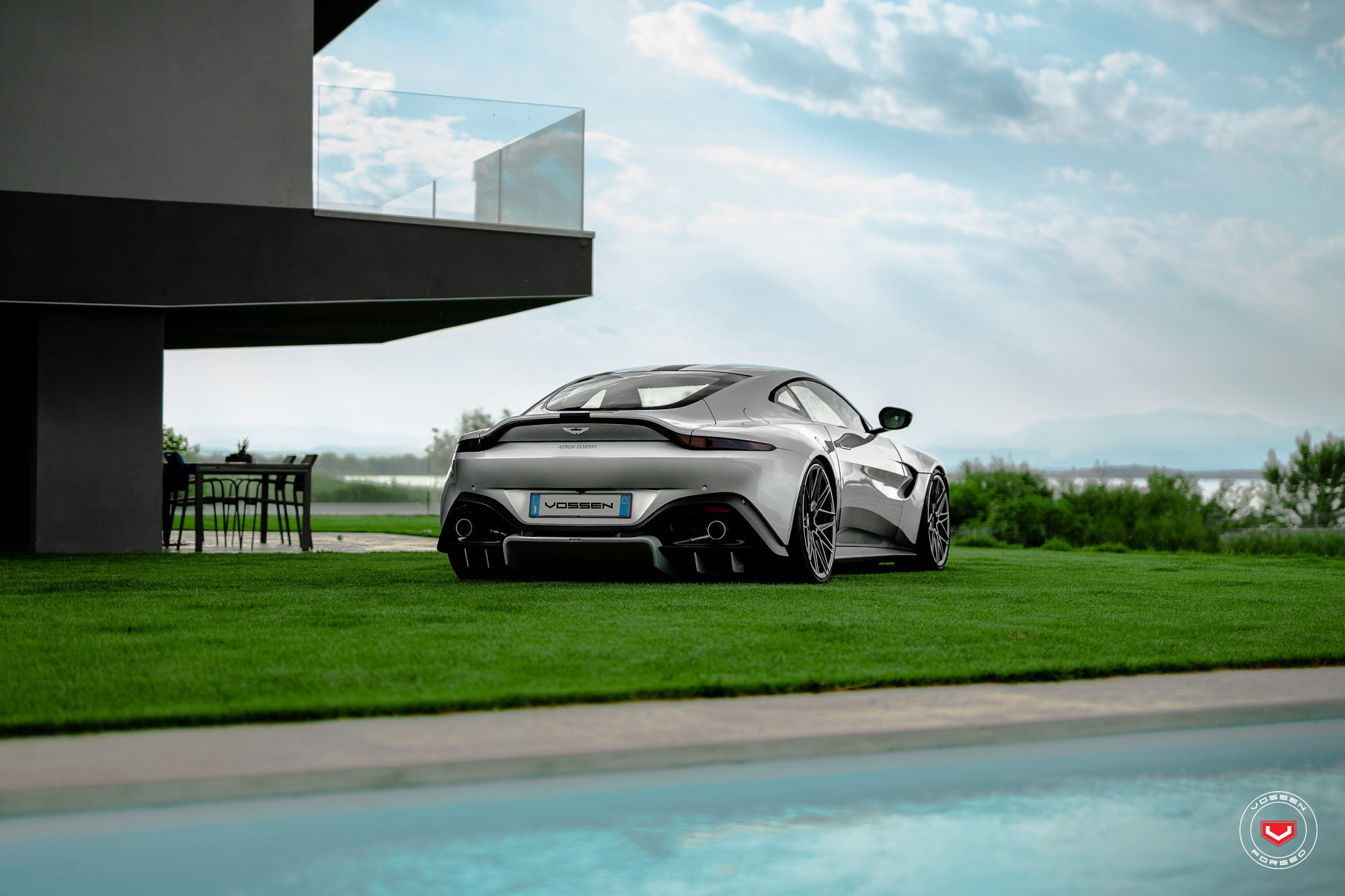 ASTON MARTIN VANTAGE - EVO SERIES: EVO-5 - Vossen Wheels