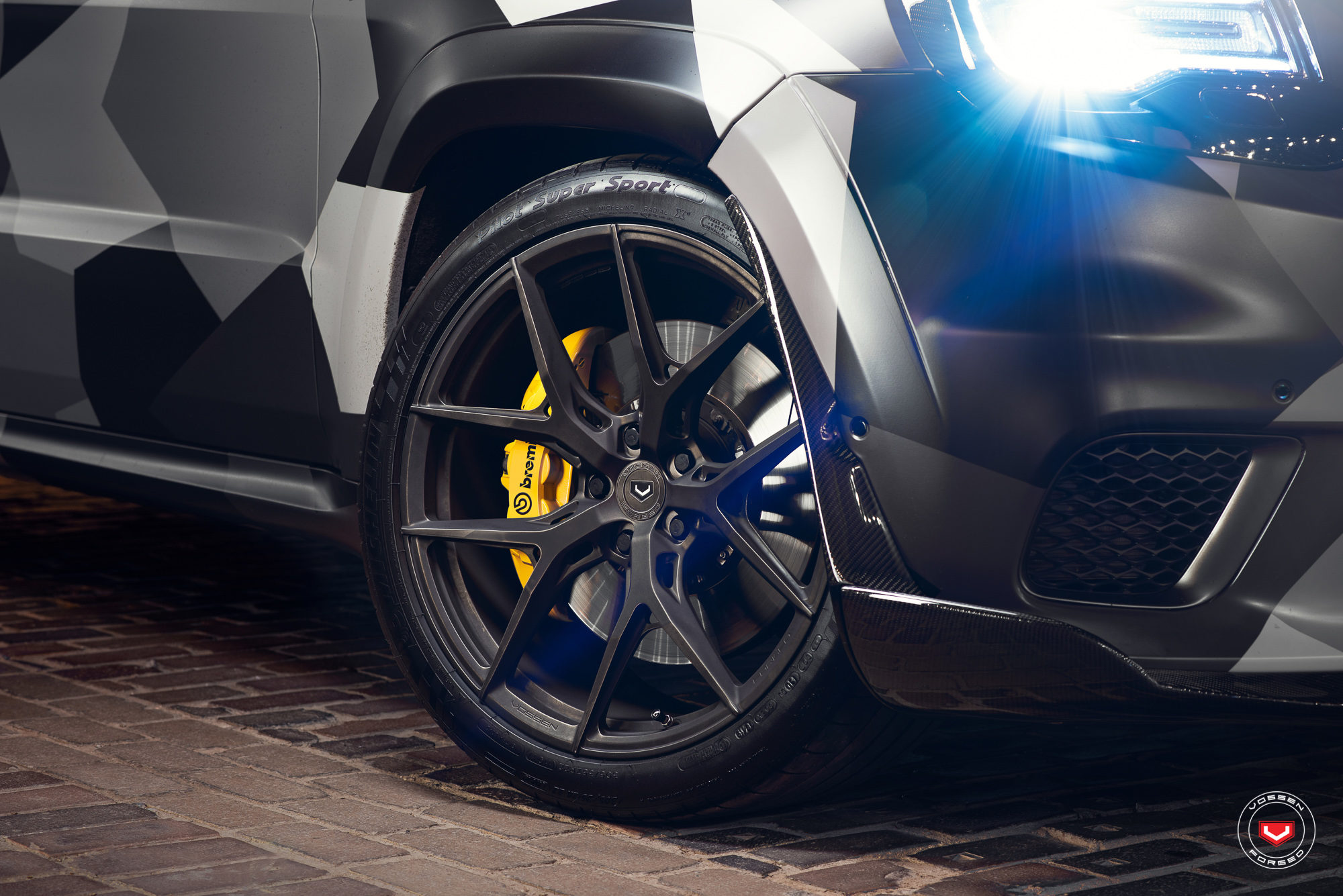 JEEP TRACKHAWK - SERIES 21: S21-01 - Vossen Wheels