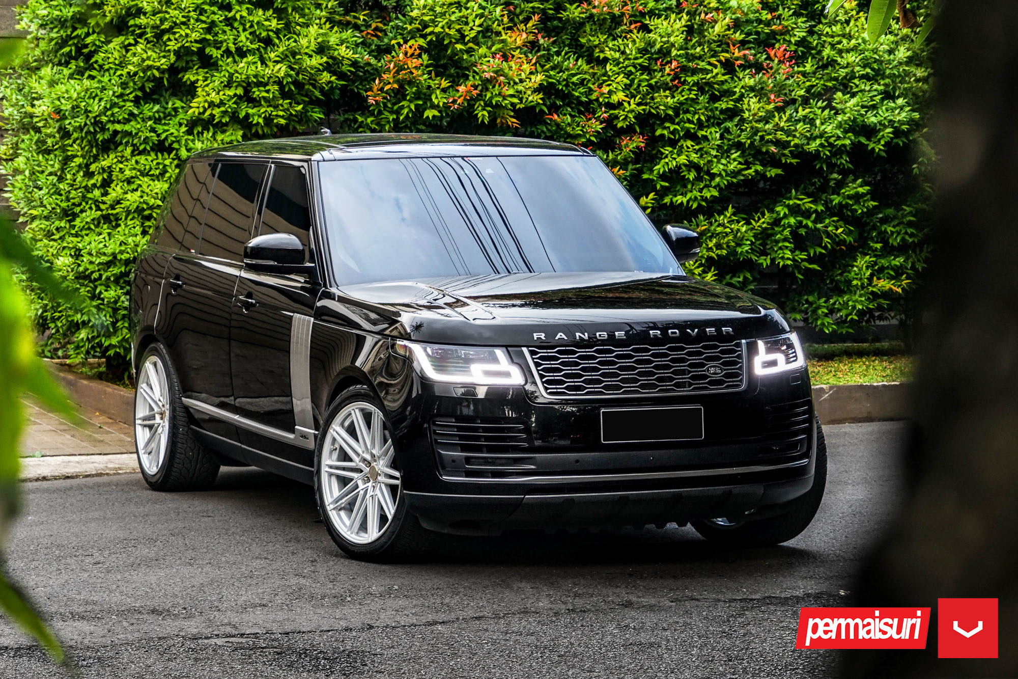 LAND ROVER RANGE ROVER - CV SERIES: CV10 - Vossen Wheels