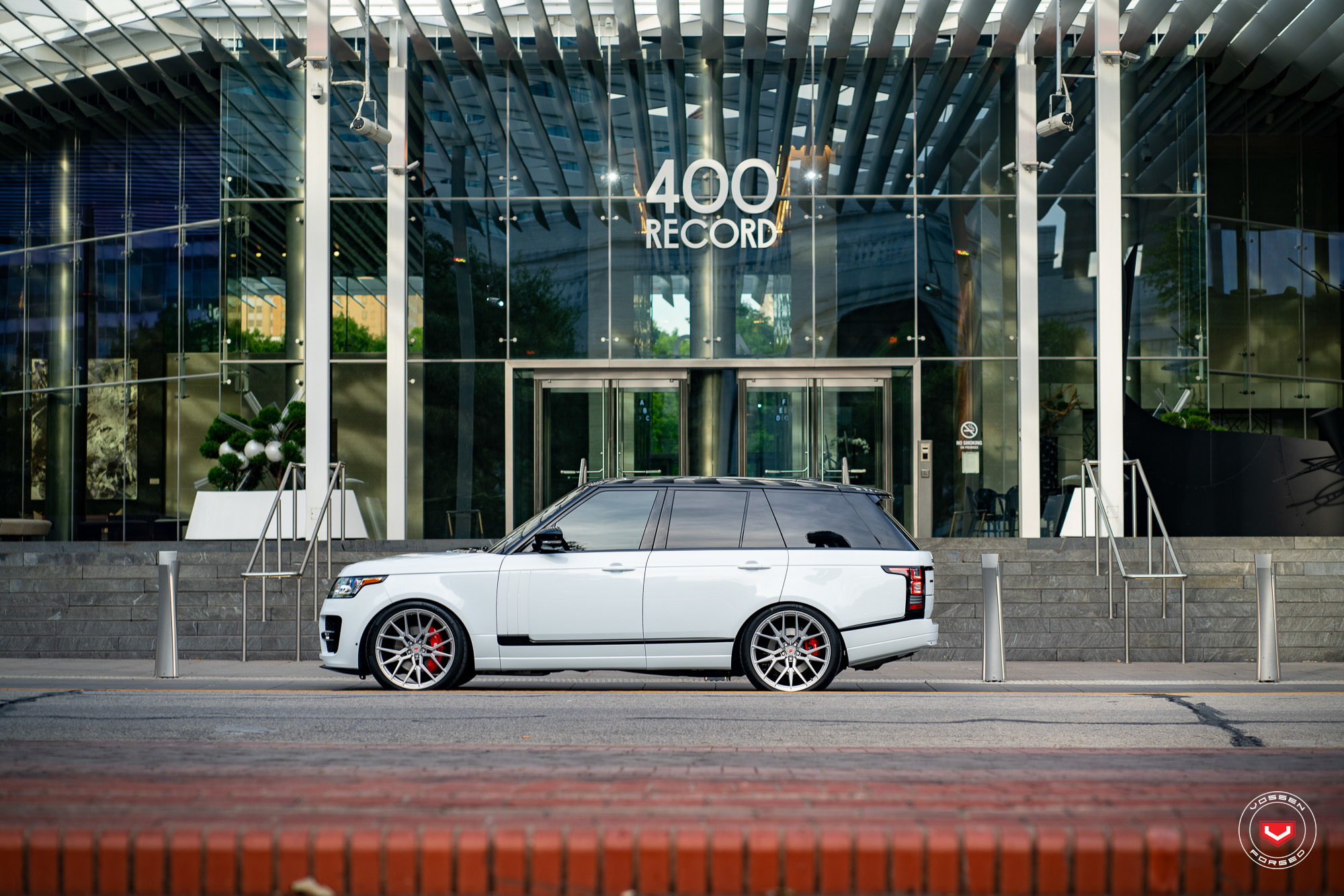 LAND ROVER RANGE ROVER - M-X SERIES: M-X3 - Vossen Wheels