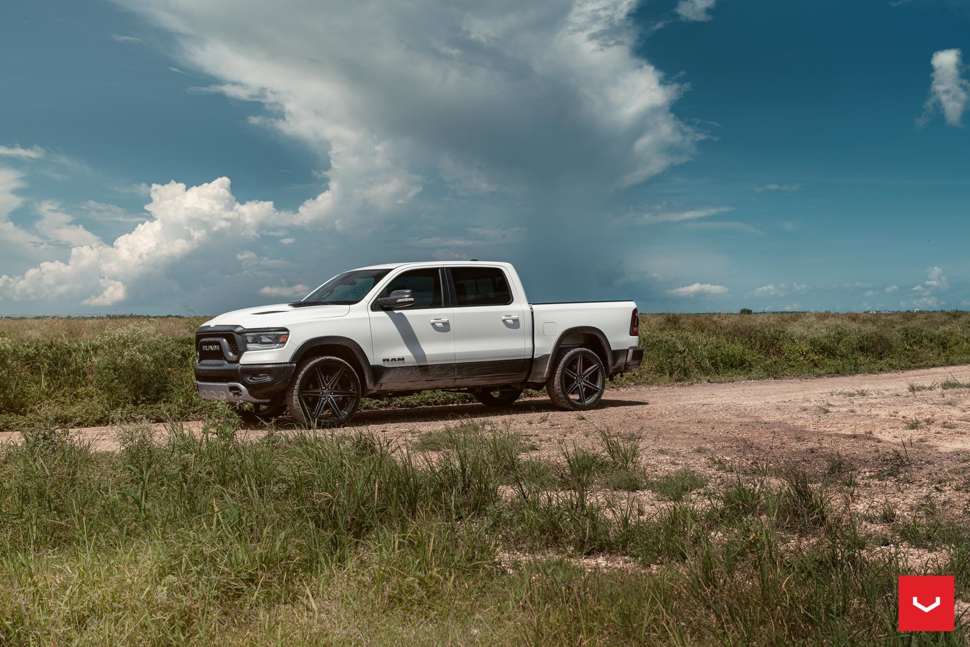DODGE RAM - HYBRID FORGED SERIES: HF6-2 - Vossen Wheels