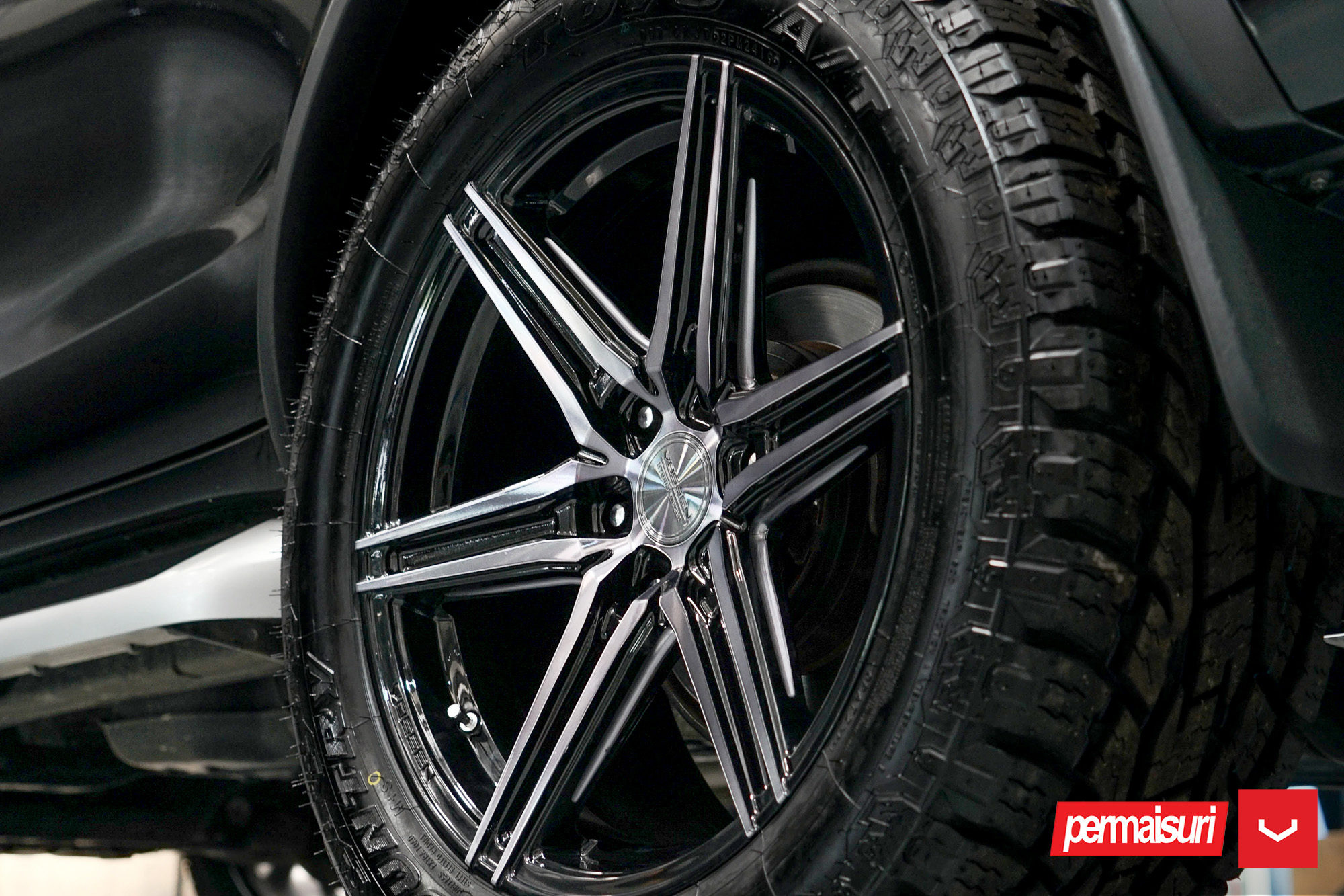 TOYOTA FORTUNER - HYBRID FORGED SERIES: HF6-2 - Vossen Wheels