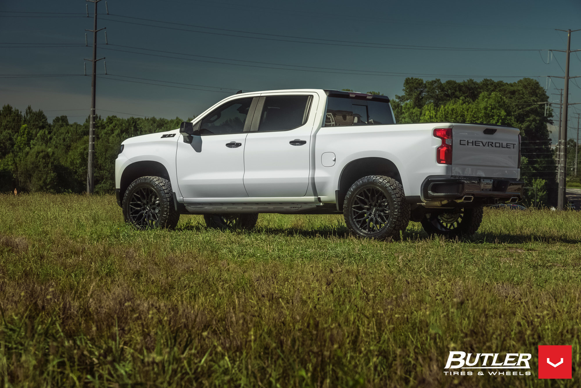 CHEVY SILVERADO 1500 Z71 - HYBRID FORGED SERIES: HF6-3 - Vossen Wheels
