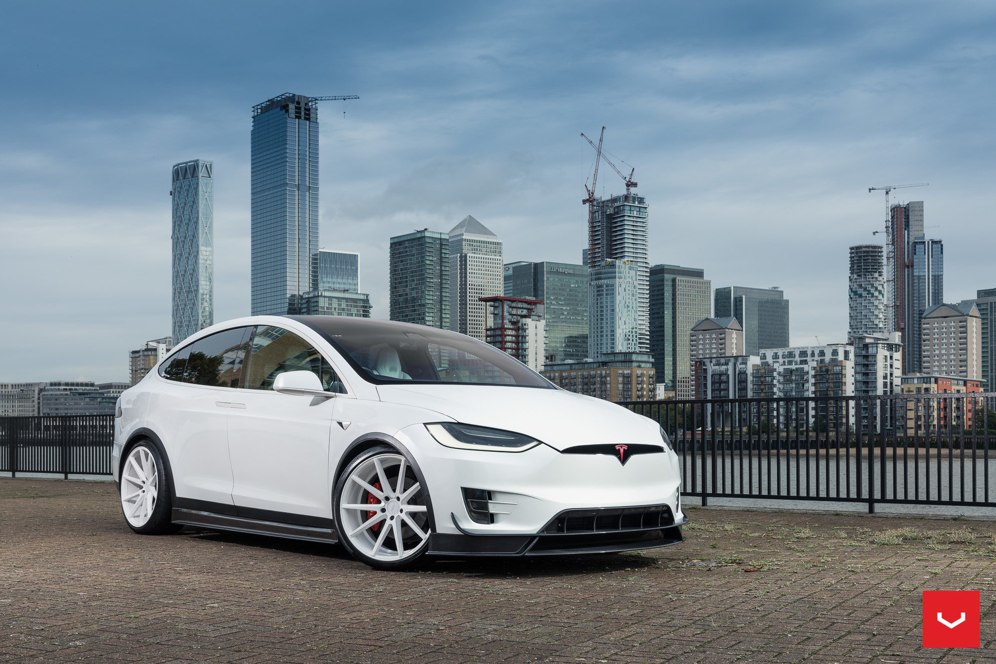 TESLA MODEL X - HYBRID FORGED SERIES: VFS-1 - Vossen Wheels