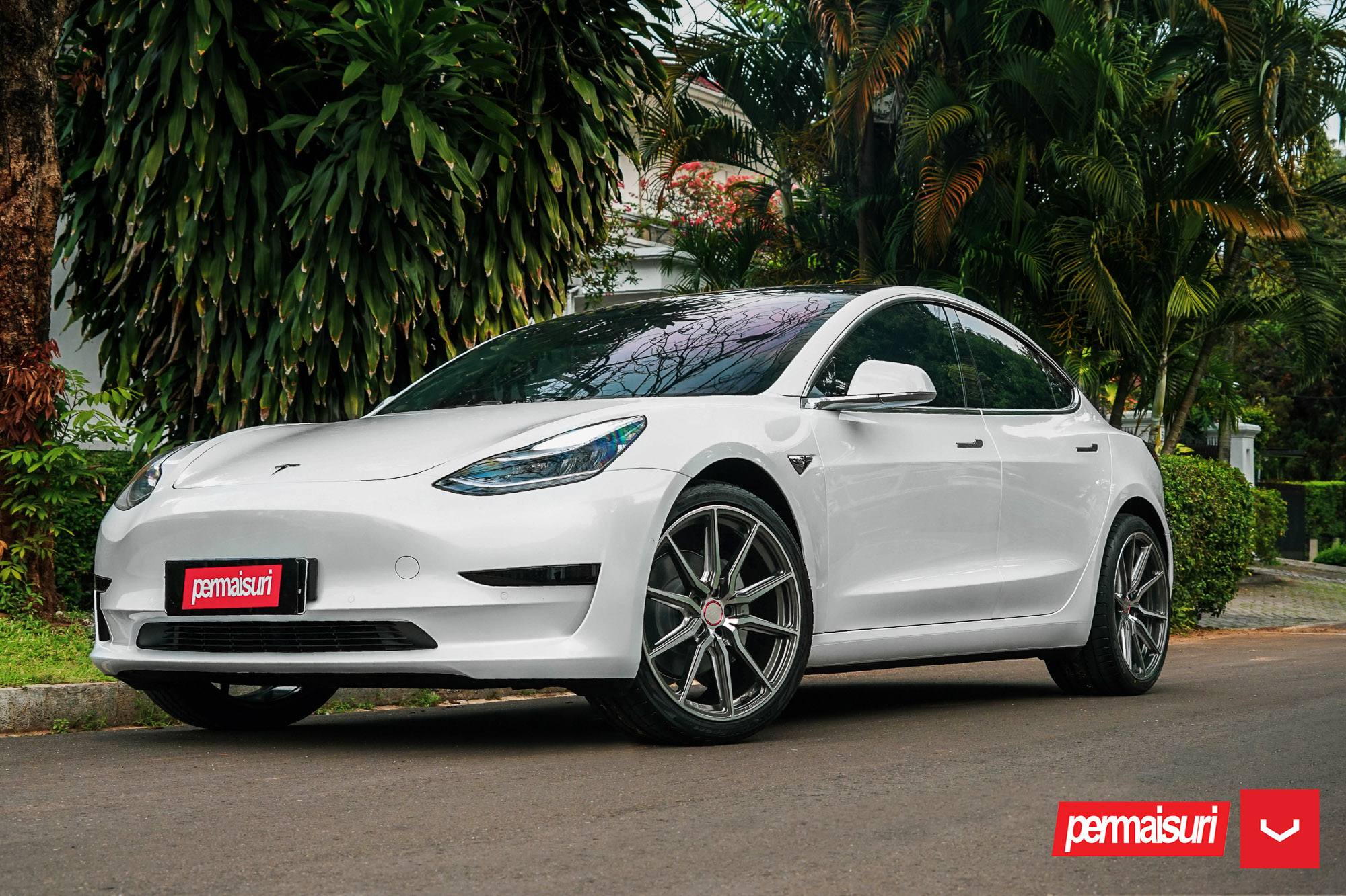 TESLA MODEL 3 - HYBRID FORGED SERIES: HF-3 - Vossen Wheels
