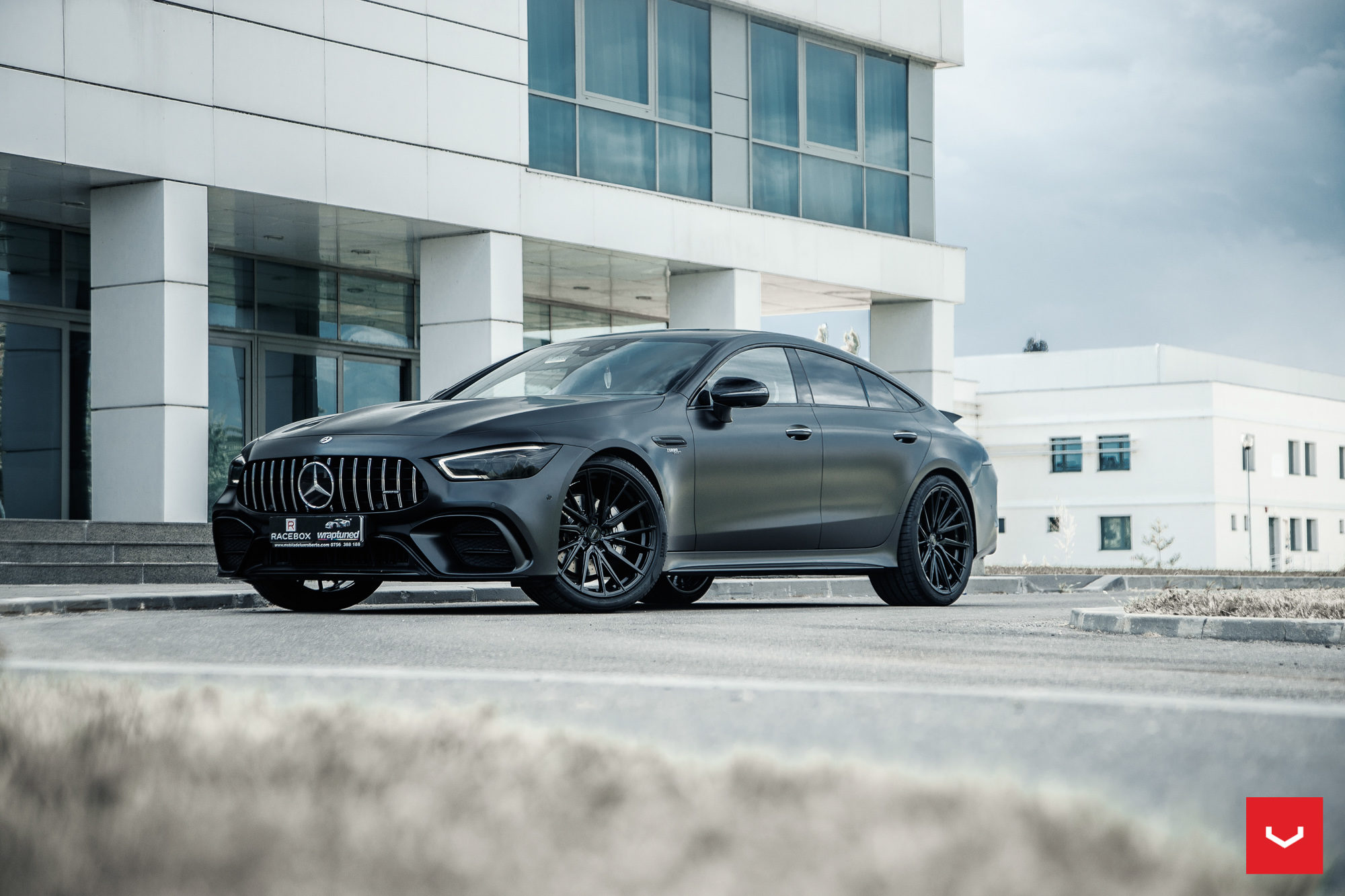 MERCEDES AMG GT 43 - HYBRID FORGED SERIES: HF-4T - Vossen Wheels