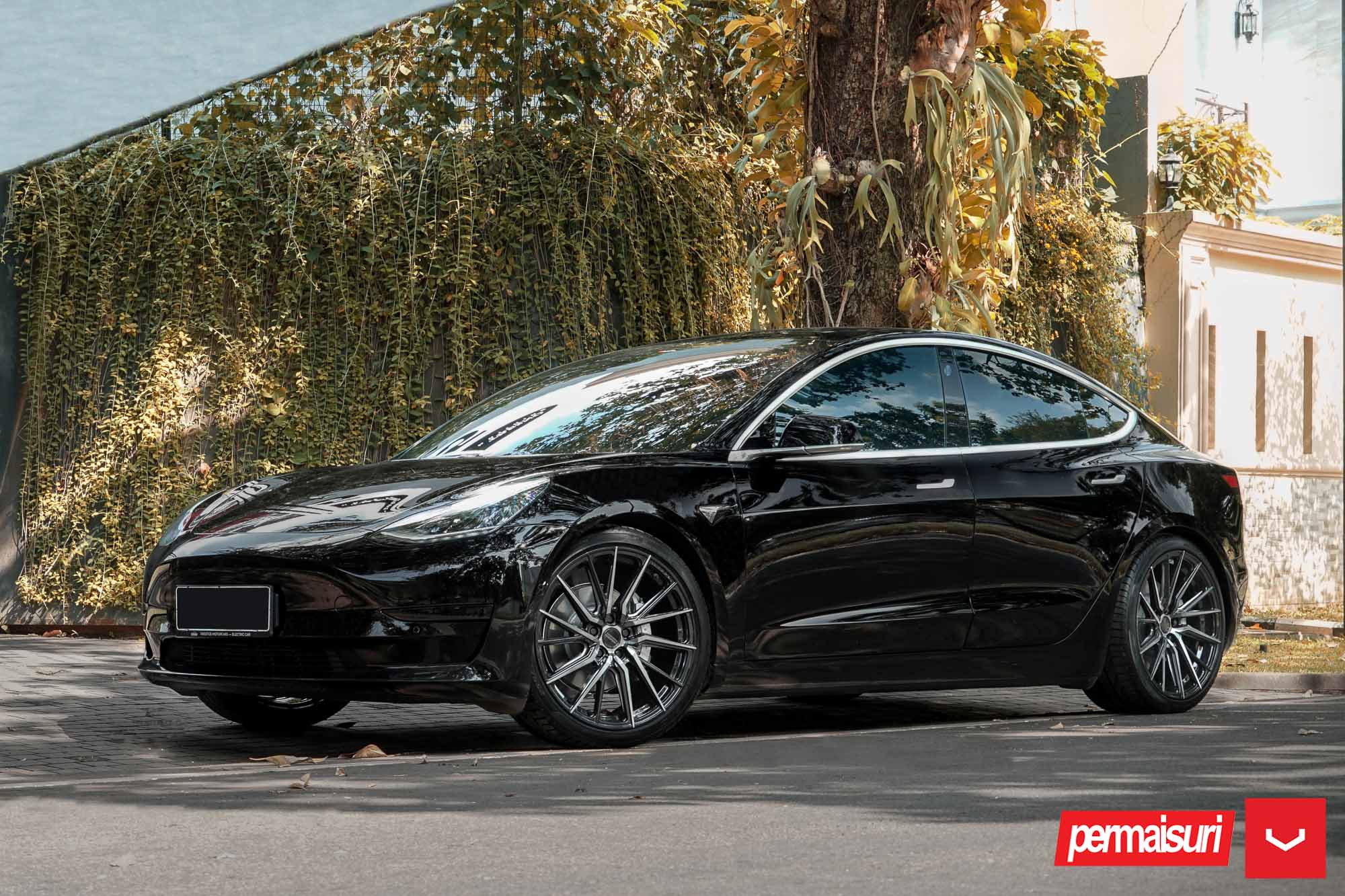 TESLA MODEL 3 - HYBRID FORGED SERIES: HF-4T - Vossen Wheels