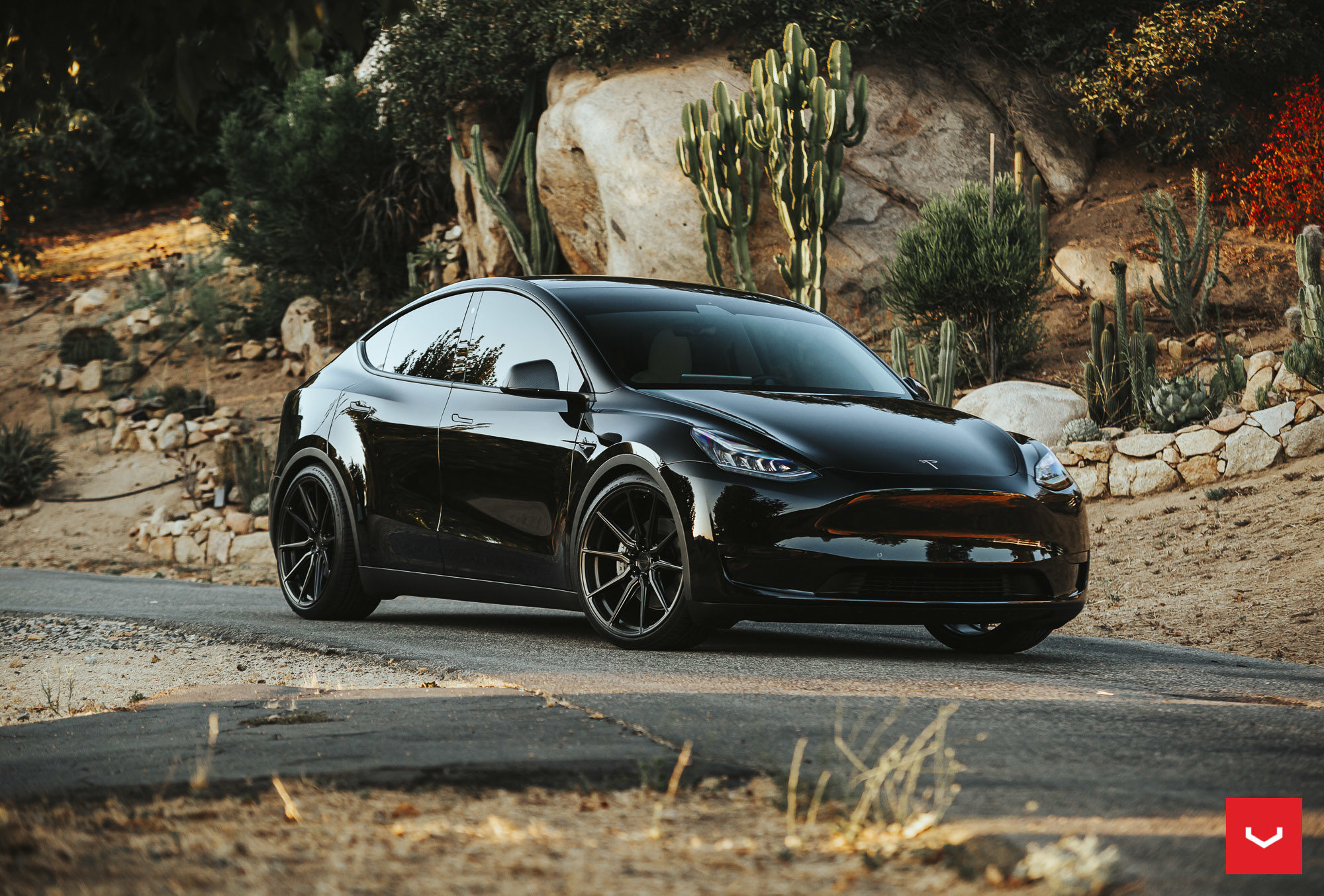 TESLA MODEL Y - HYBRID FORGED SERIES: HF-3 - Vossen Wheels