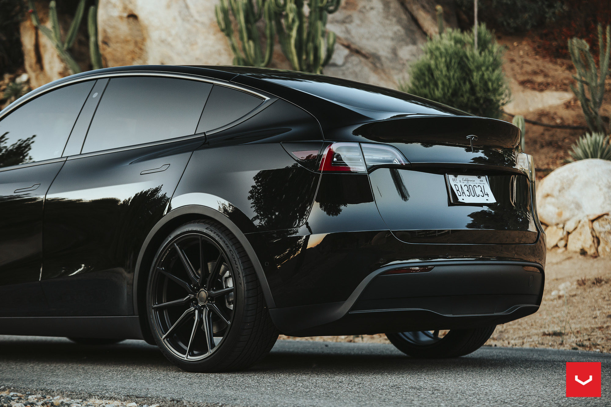 TESLA MODEL Y - HYBRID FORGED SERIES: HF-3 - Vossen Wheels