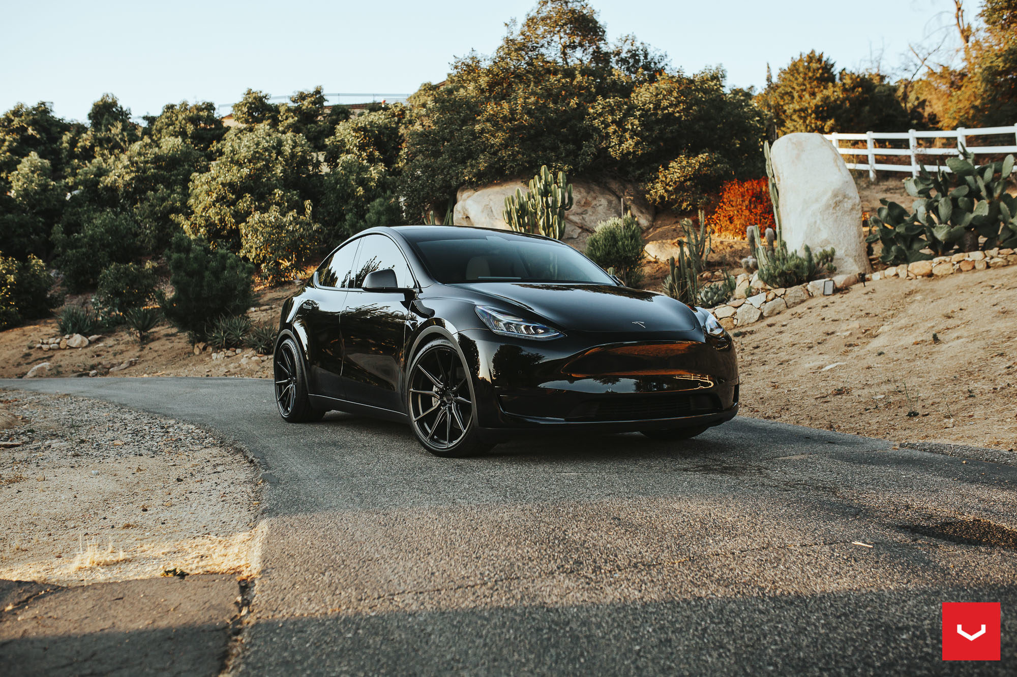 TESLA MODEL Y - HYBRID FORGED SERIES: HF-3 - Vossen Wheels
