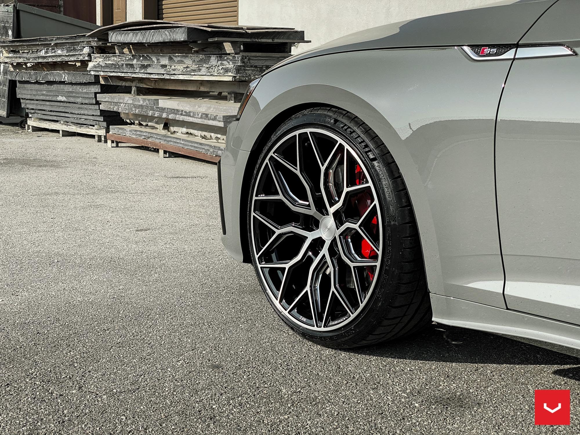AUDI S5 SPORTBACK - HYBRID FORGED SERIES: HF-2 - Vossen Wheels