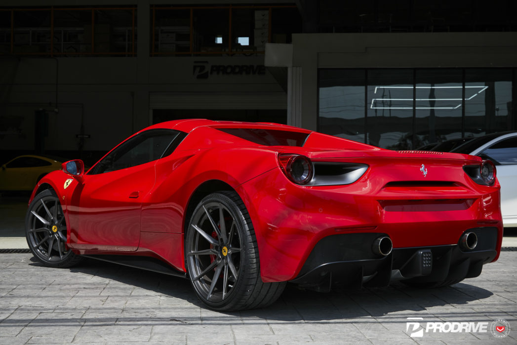FERRARI 488 - EVO SERIES: EVO-2 - Vossen Wheels