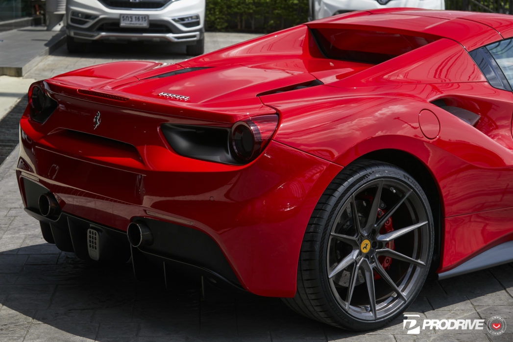 FERRARI 488 - EVO SERIES: EVO-2 - Vossen Wheels