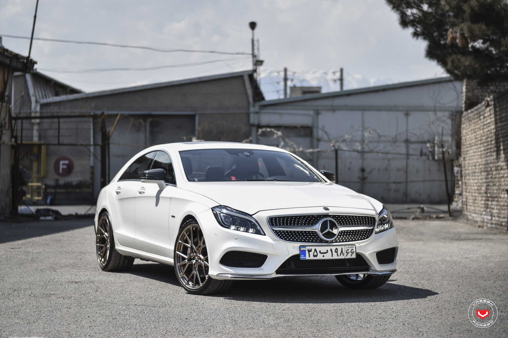 MERCEDES CLS500 - M-X SERIES: M-X3 - Vossen Wheels