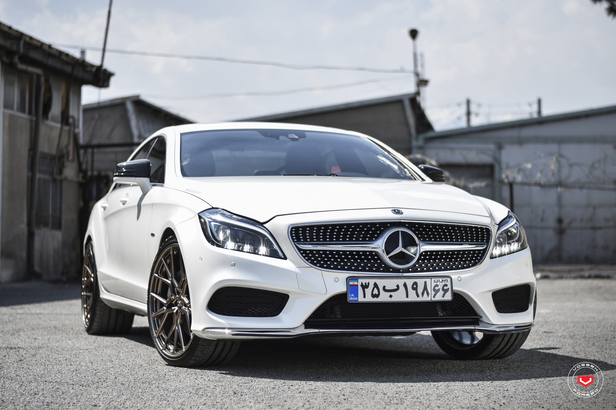 MERCEDES CLS500 - M-X SERIES: M-X3 - Vossen Wheels