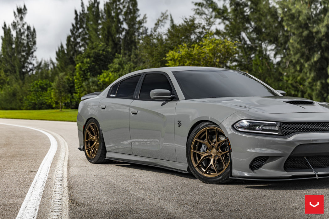 DODGE CHARGER HELLCAT - HYBRID FORGED SERIES: HF-5 - Vossen Wheels