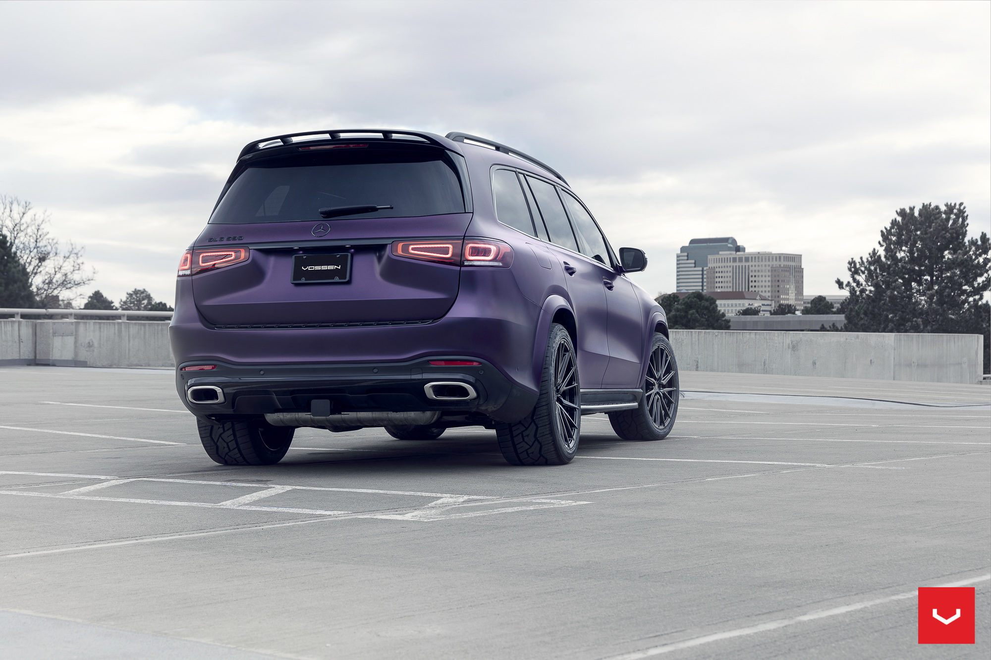 MERCEDES GLS 580 - HYBRID FORGED SERIES: HF-4T - Vossen Wheels