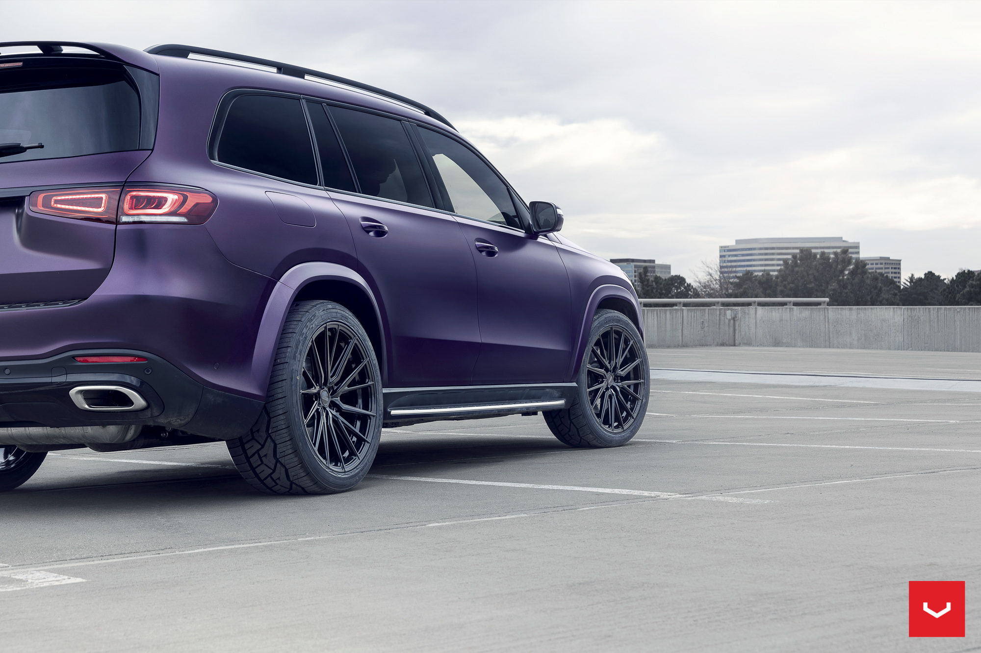 MERCEDES GLS 580 - HYBRID FORGED SERIES: HF-4T - Vossen Wheels