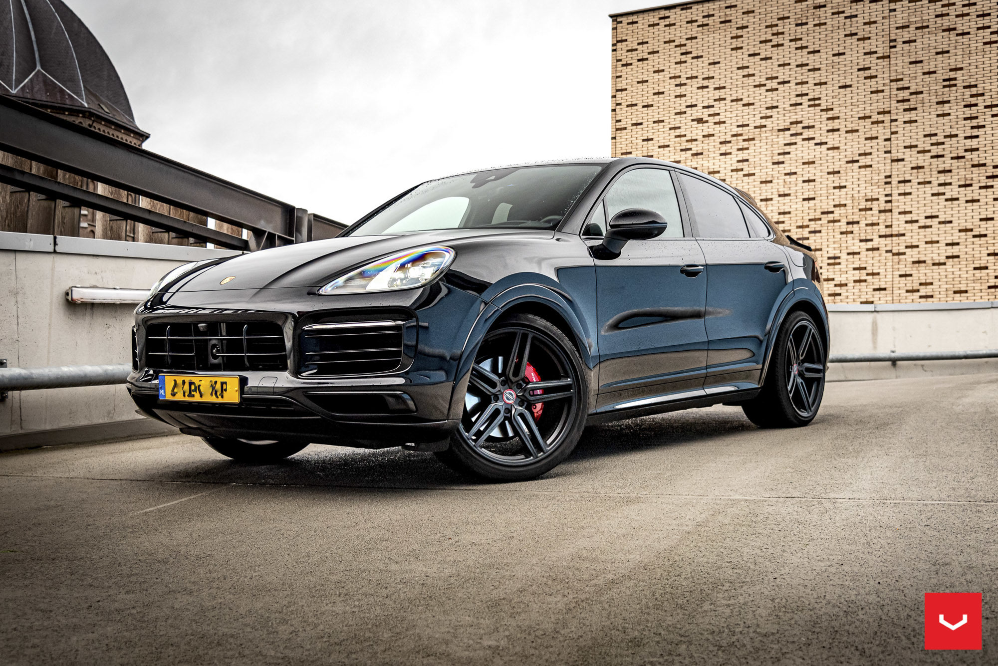 PORSCHE CAYENNE COUPE - HYBRID FORGED SERIES: HF-1 - Vossen Wheels