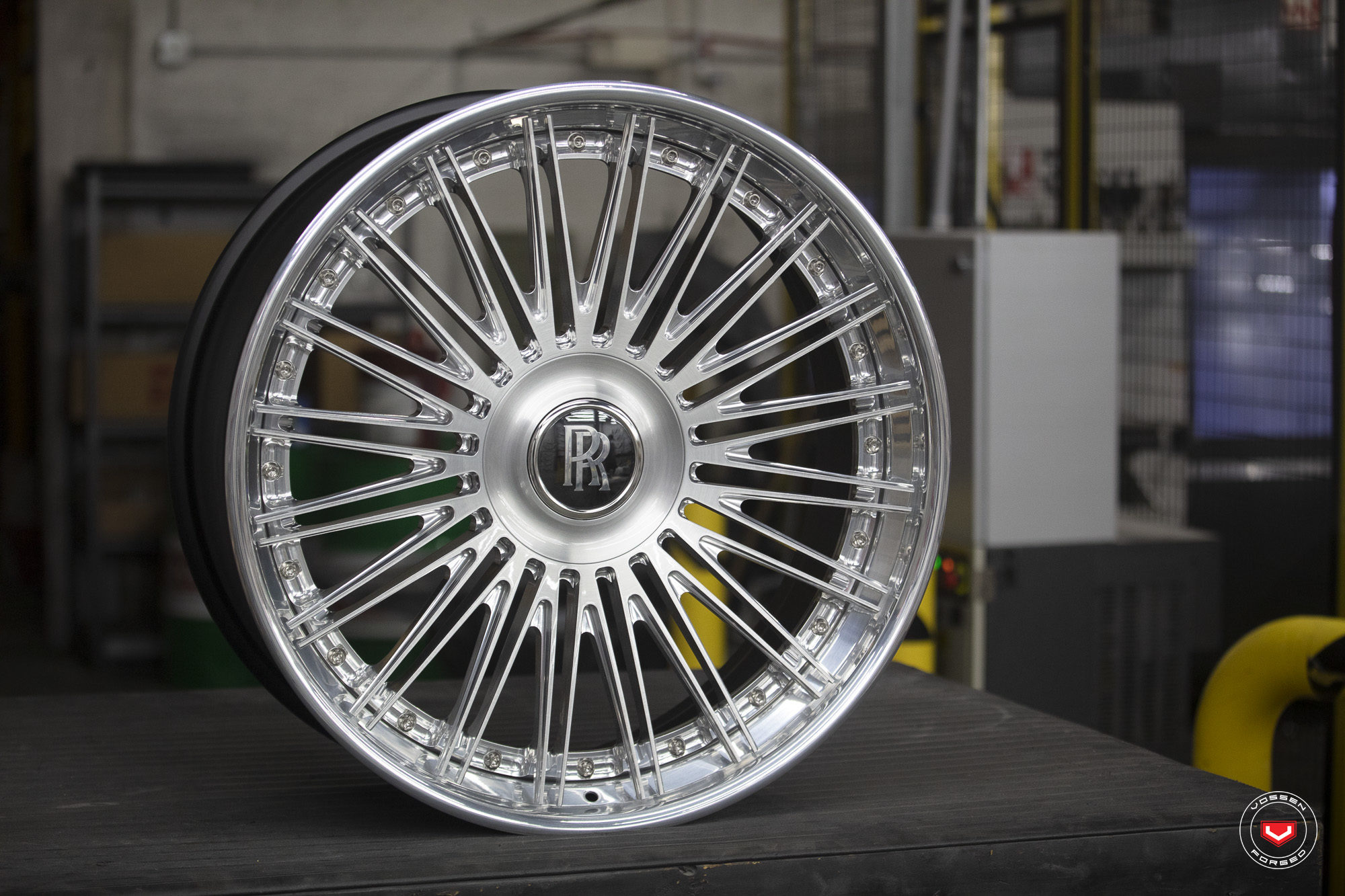 SERIES 17: S17-14 (3PC) - Vossen Wheels