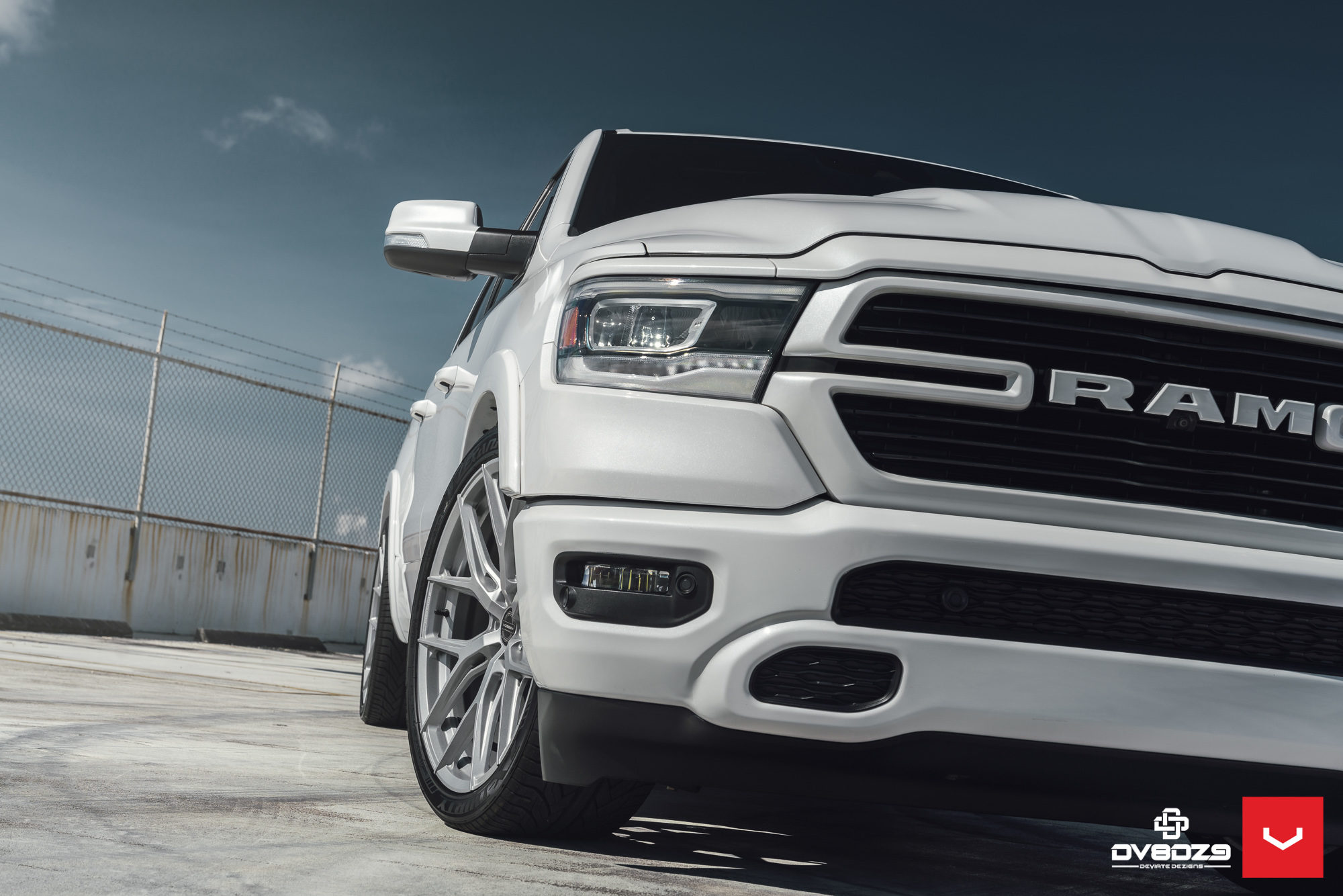 DODGE RAM - HYBRID FORGED SERIES: HF6-4 - Vossen Wheels
