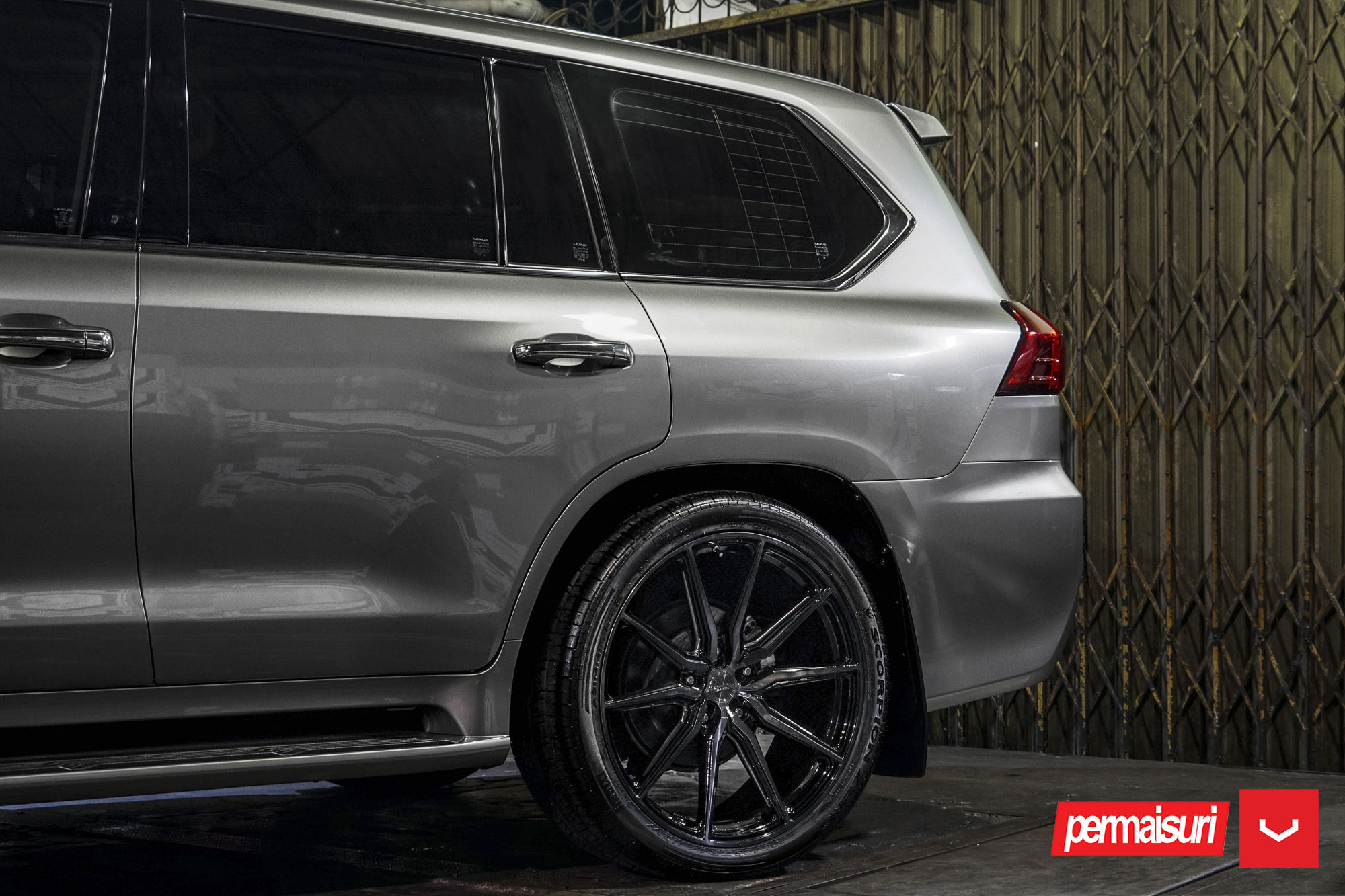 LEXUS LX570 - HYBRID FORGED SERIES: HF-3 - Vossen Wheels