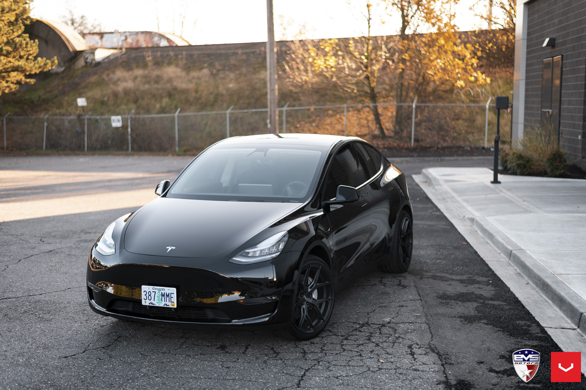 TESLA MODEL Y - HYBRID FORGED SERIES: HF-5 - Vossen Wheels
