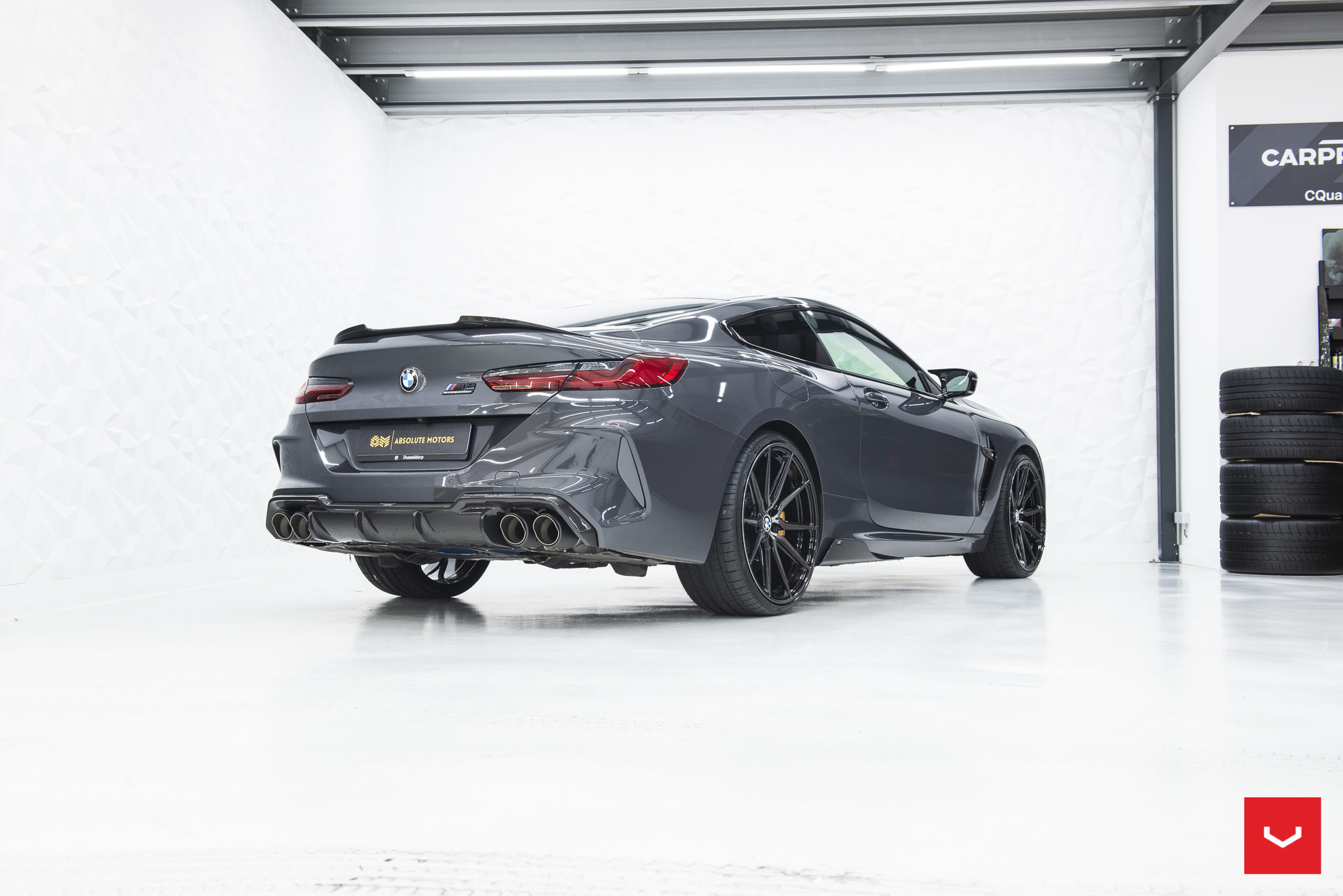 BMW M8 COMPETITION - HYBRID FORGED SERIES: HF-3 - Vossen Wheels