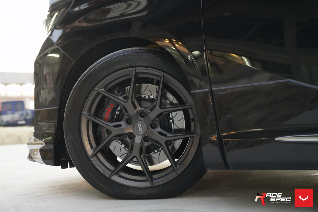 TOYOTA ALPHARD - HYBRID FORGED SERIES: HF-5 - Vossen Wheels